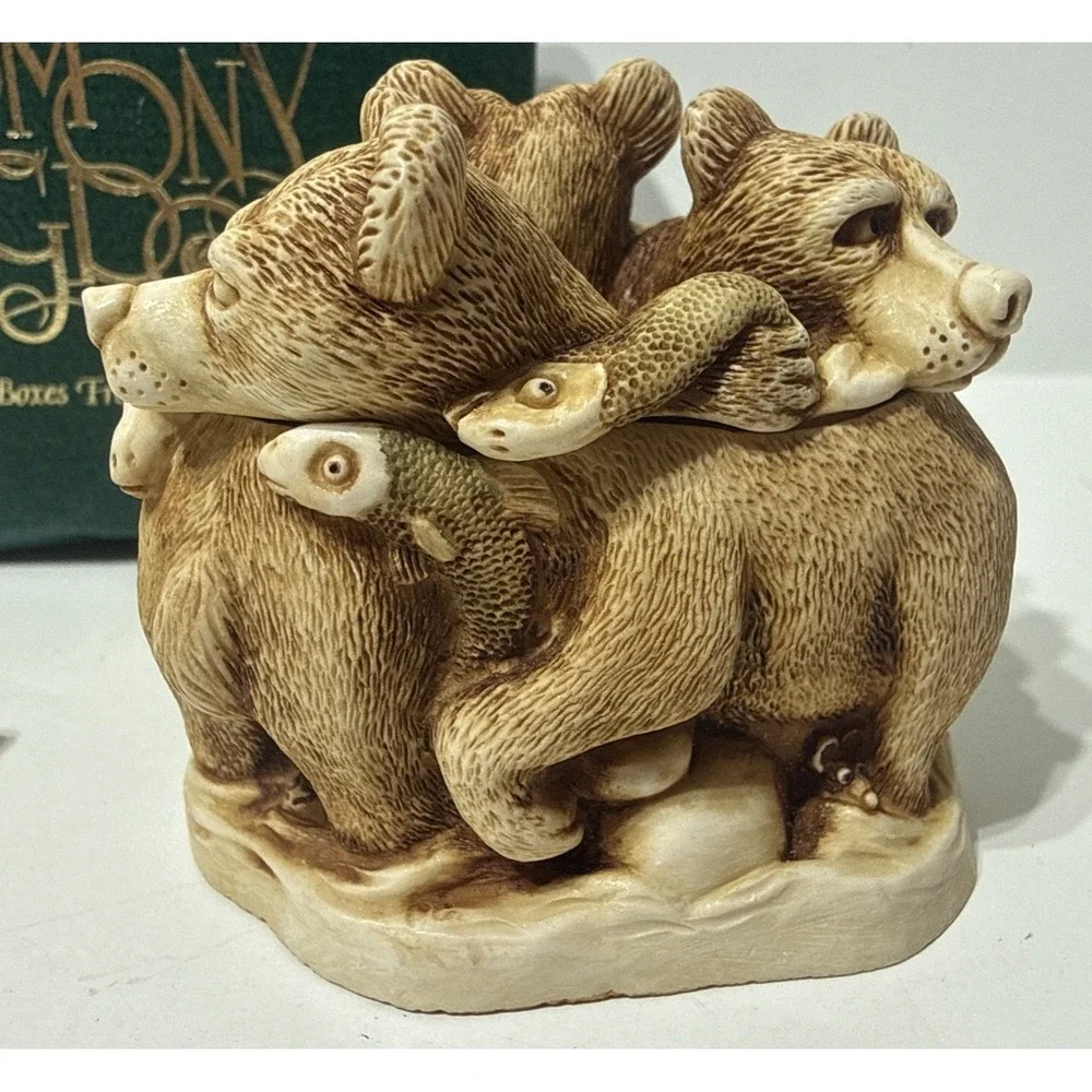 Harmony Kingdom | Art | Harmony Kingdom Lifes A Picnic Bear Tjbe ...